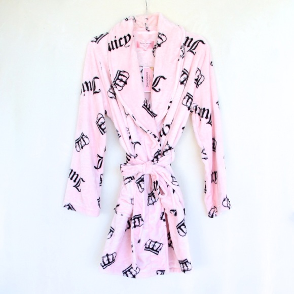 Juicy Couture | Intimates & Sleepwear | Juicy Couture Soft Pink Robe ...